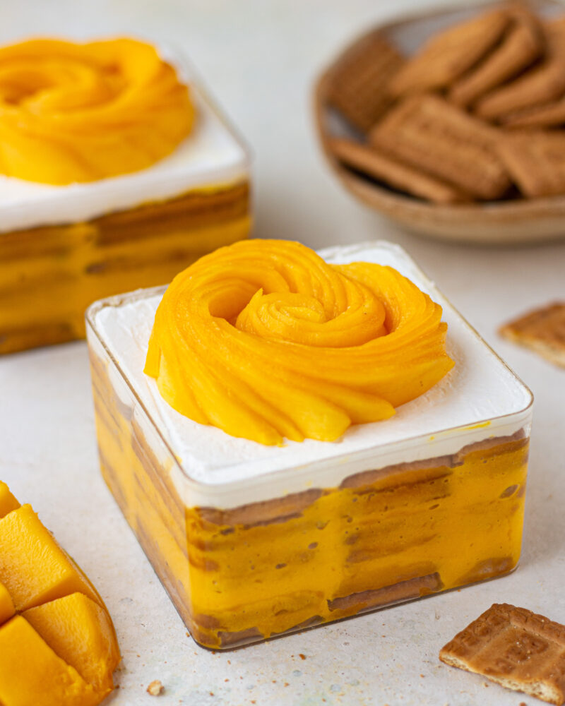 EGGLESS MANGO BISCUIT PUDDING - Bake with Shivesh