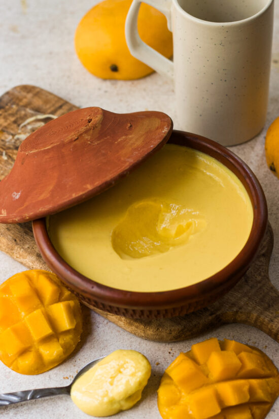 EASY 4-INGREDIENT MANGO MISHTI DOI - Bake with Shivesh