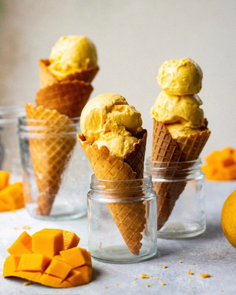 MANGO ICE CREAM IN A BLENDER - Bake with Shivesh