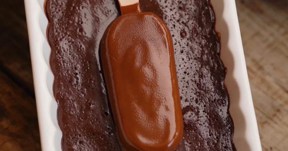 MAGNUM LAVA PUDDING - Bake with Shivesh