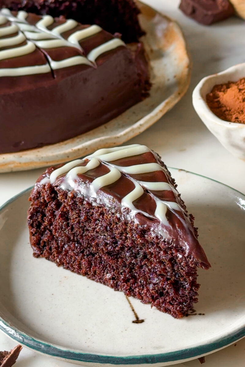 CHOCOLATE CAKE IN SAUCEPAN - Bake with Shivesh
