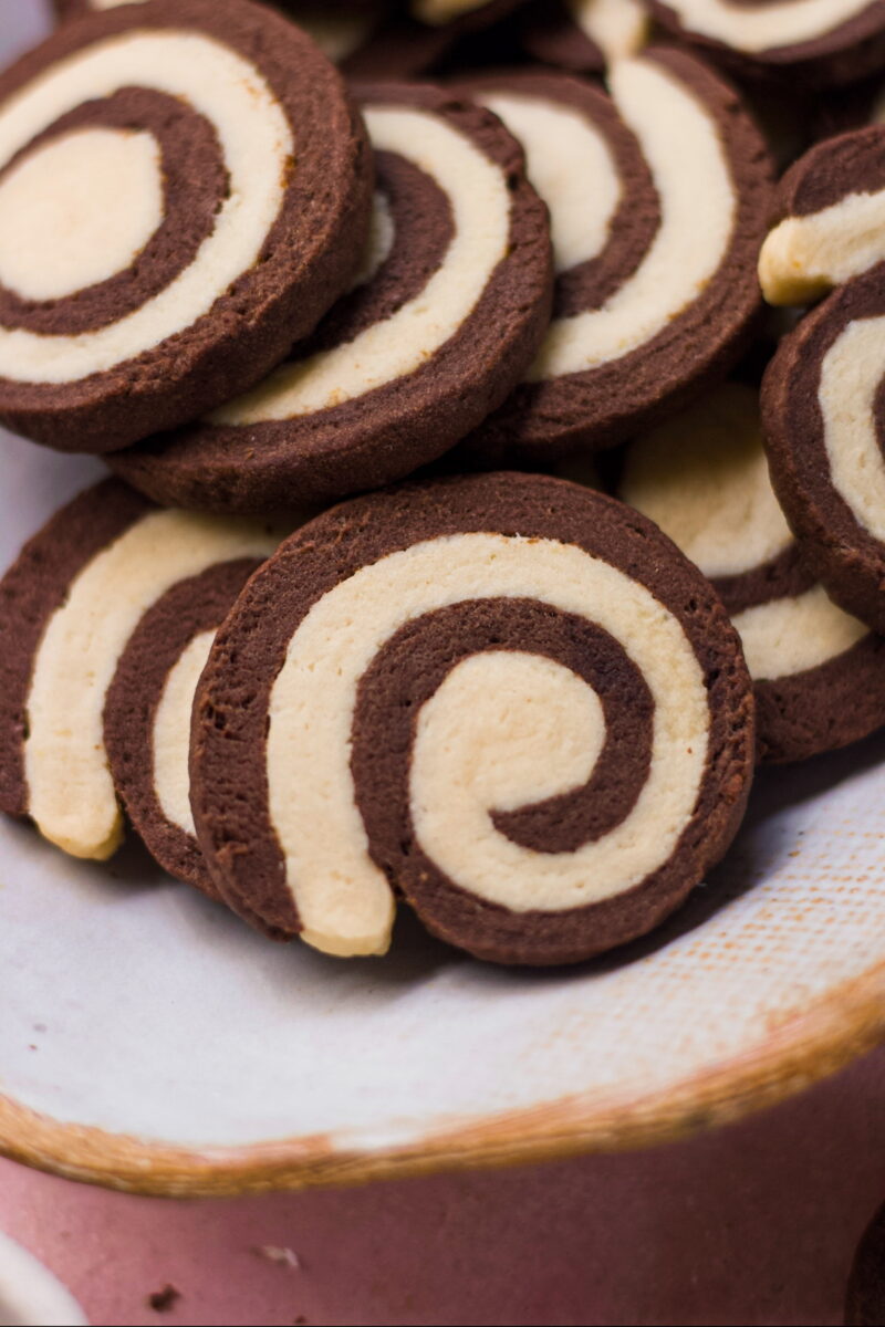 NO-OVEN PINWHEEL COOKIES - Bake with Shivesh