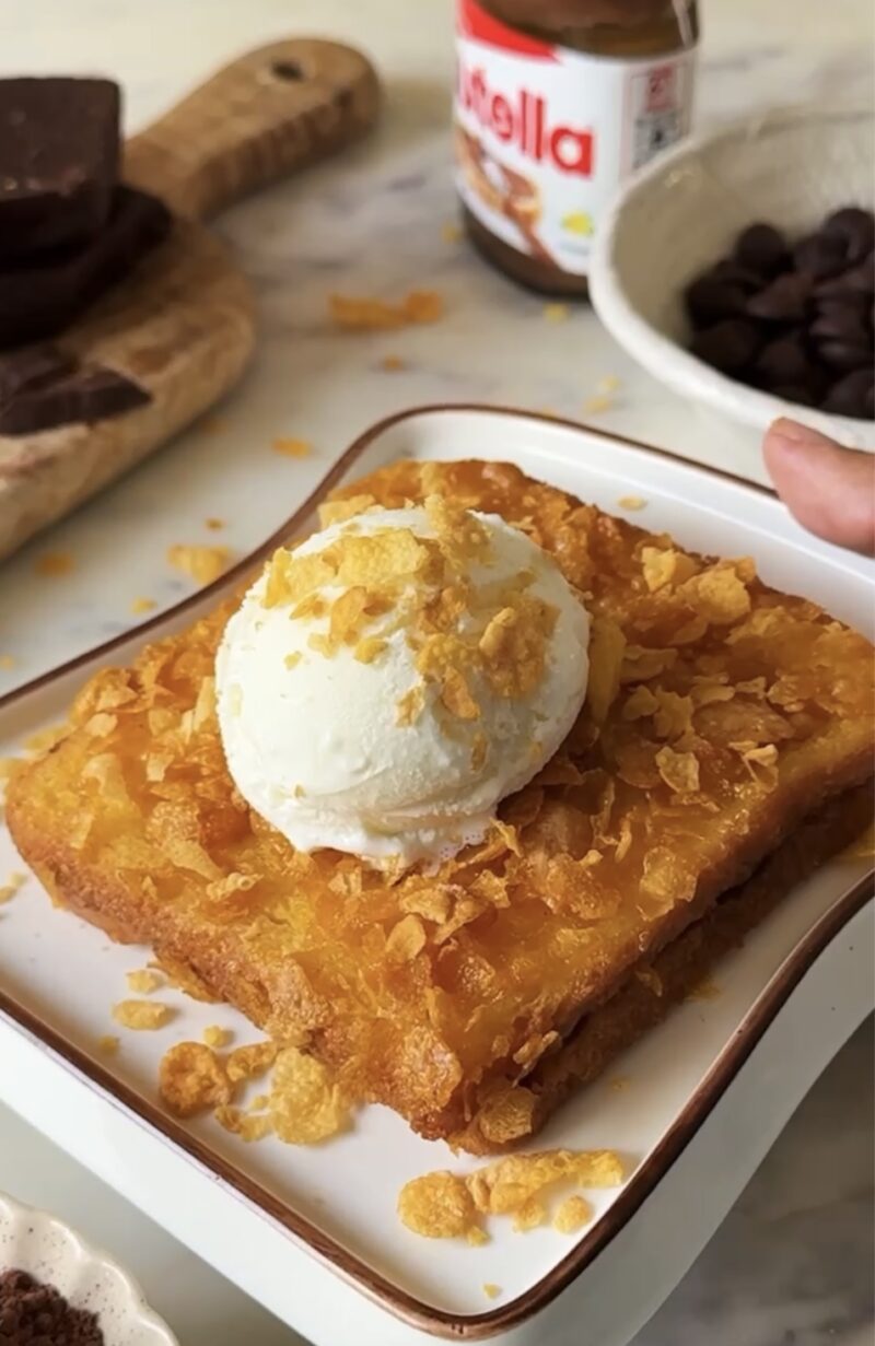 EGGLESS CORNFLAKES FRENCH TOAST - Bake with Shivesh
