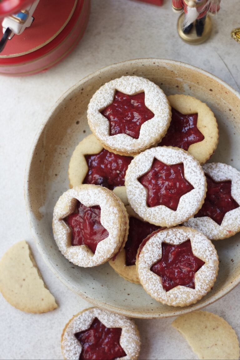 SPITZBUBEN COOKIES (LINZER COOKIES) - Bake with Shivesh