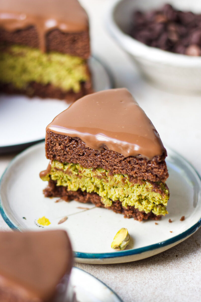 Chocolate Pistachio kunafa cake - Bake with Shivesh