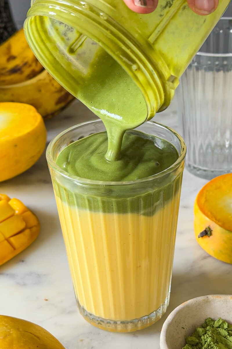 MANGO MATCHA SMOOTHIE - Bake with Shivesh